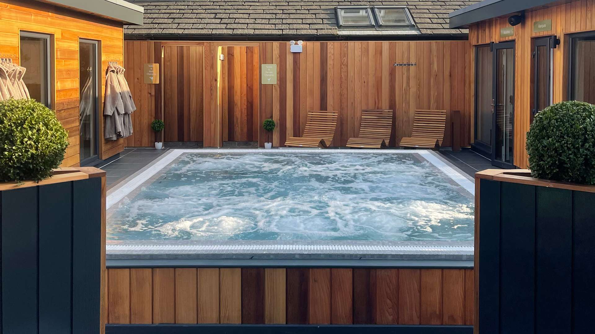 Spa Garden at Iveridge Hall - Facilities